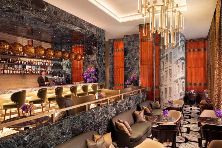 Casablanca Bar with a True Fifties Style